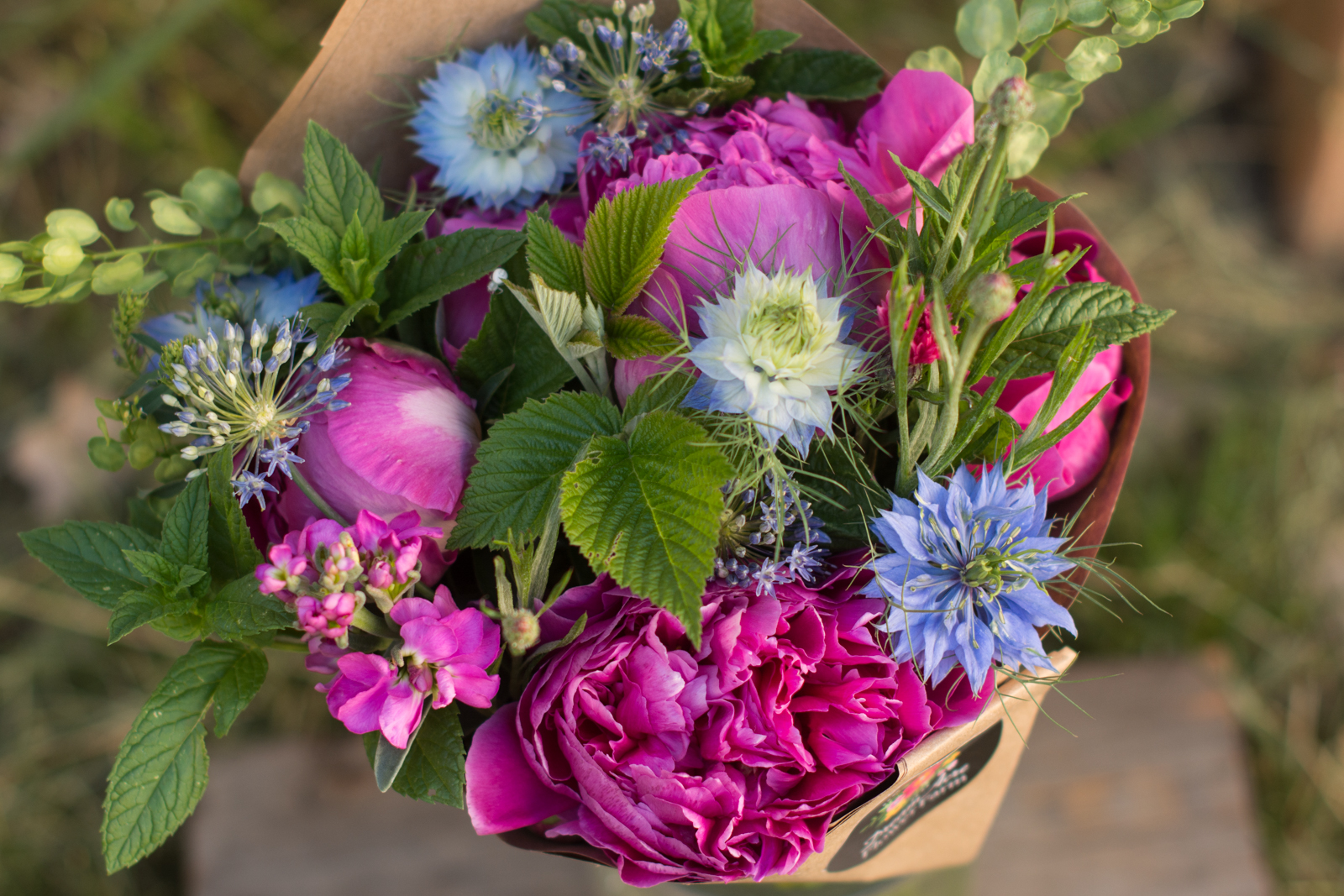 How Soon Should Your Flower Farm Offer a CSA Bouquet Subscription? - I ...